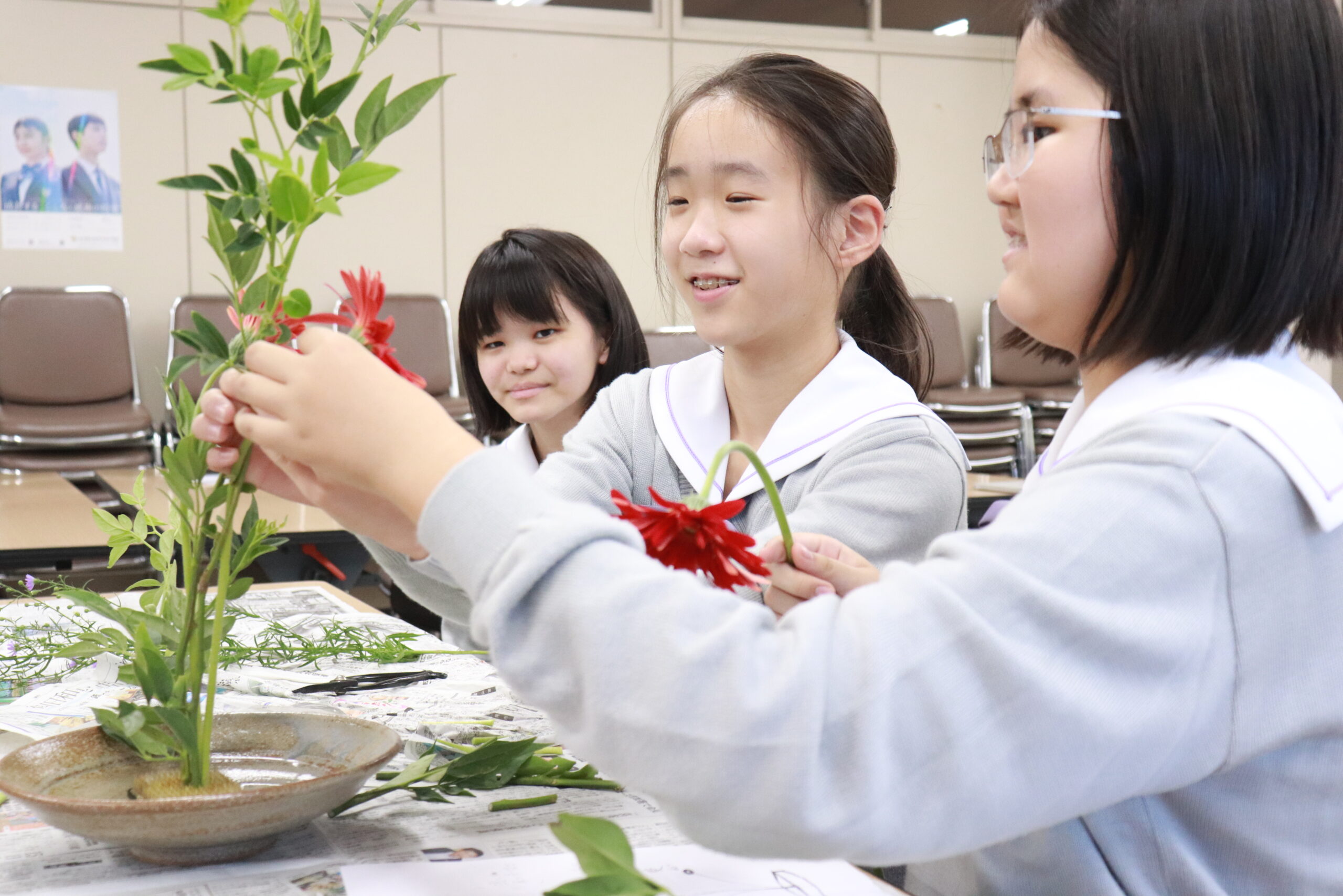 金沢龍谷高等学校中等部 第2回「華道」 RYUKOKU-ACT（令和5年10月2日） - 金沢龍谷高等学校中等部